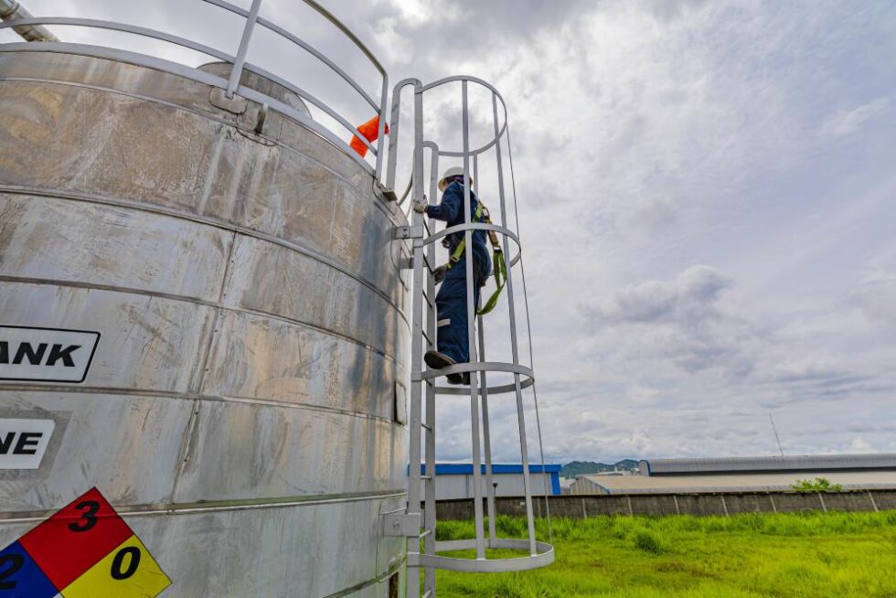 What Are Turnkey Lining vs Standard Rubber Lining Services